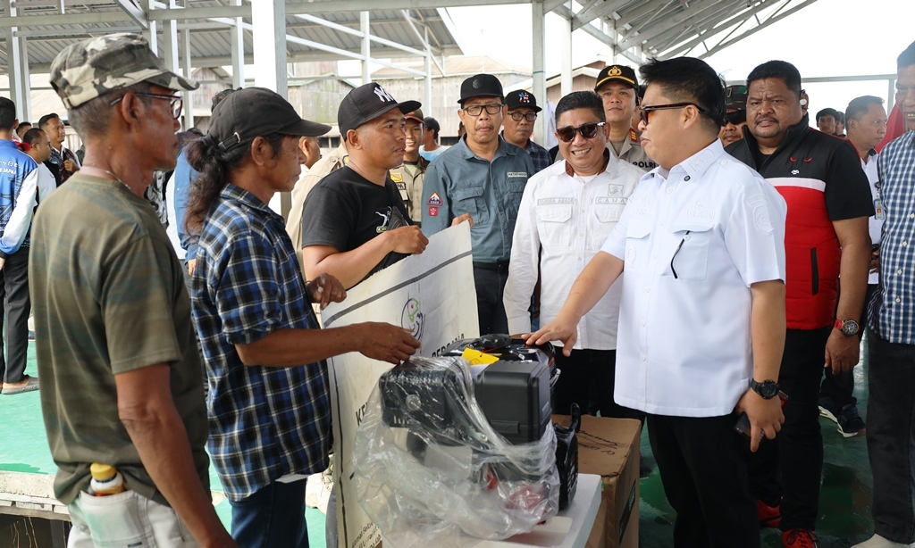 Kunker Ke Anggana, Wabup Resmikan Koperasi Merah Putih Dan Serahkan ...